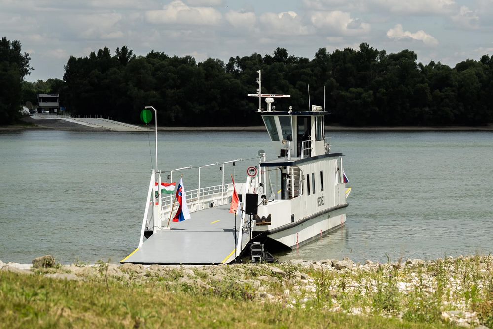 Une nouvelle liaison par bac sur le Danube entre la Hongrie et la ...