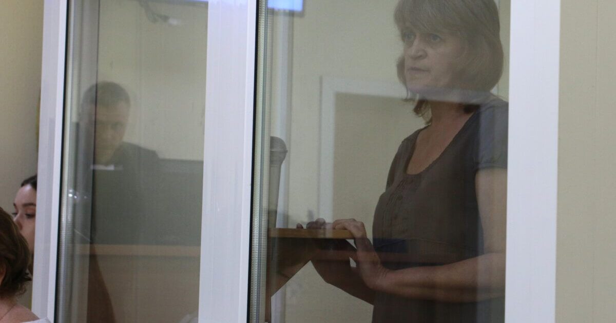 « Ils ont fait de moi une ennemie du peuple ». En Ukraine, des procès ...